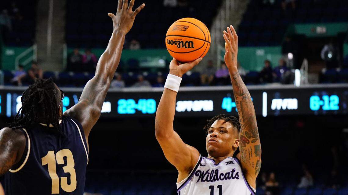 NCAA tournament: Kentucky basketball vs Kansas State Wildcats ...