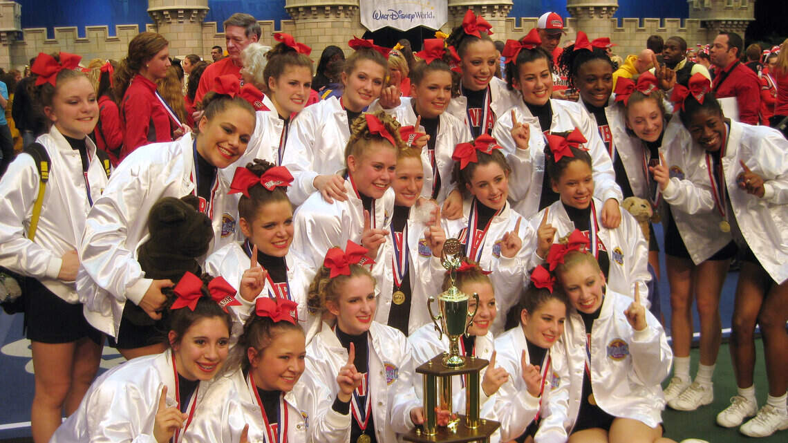 Dunbar cheerleaders win 7th national title | Lexington Herald Leader