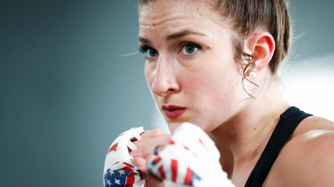 Lexington woman starts professional boxing career | Lexington Herald Leader