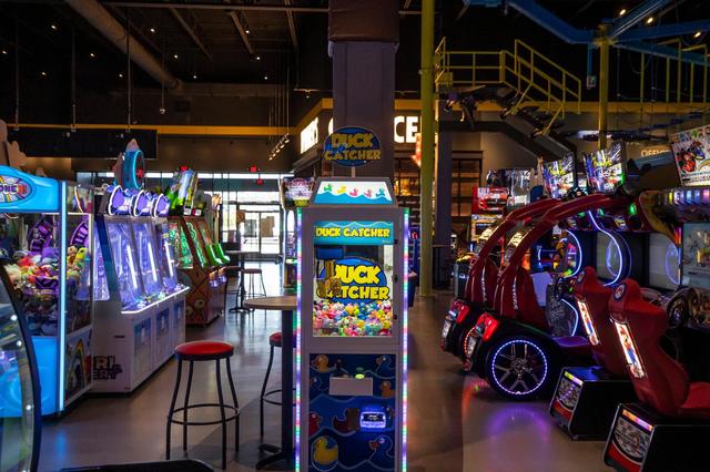 Main Event Lexington, Ky.: Games, hours, party packages | Lexington ...