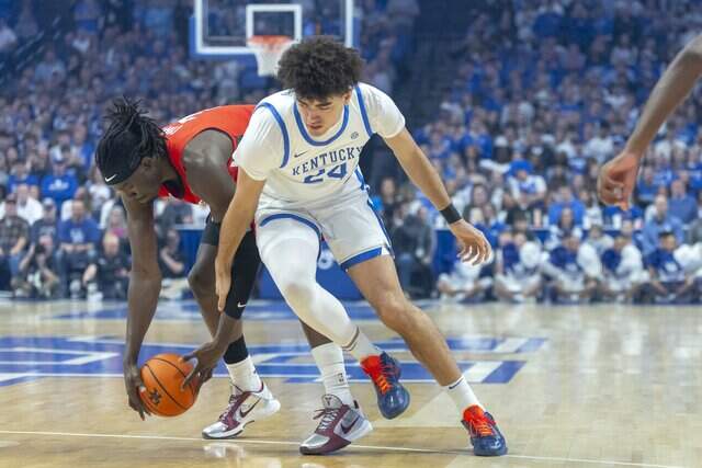 Somto Cyril leads Georgia to an upset win over UK basketball ...
