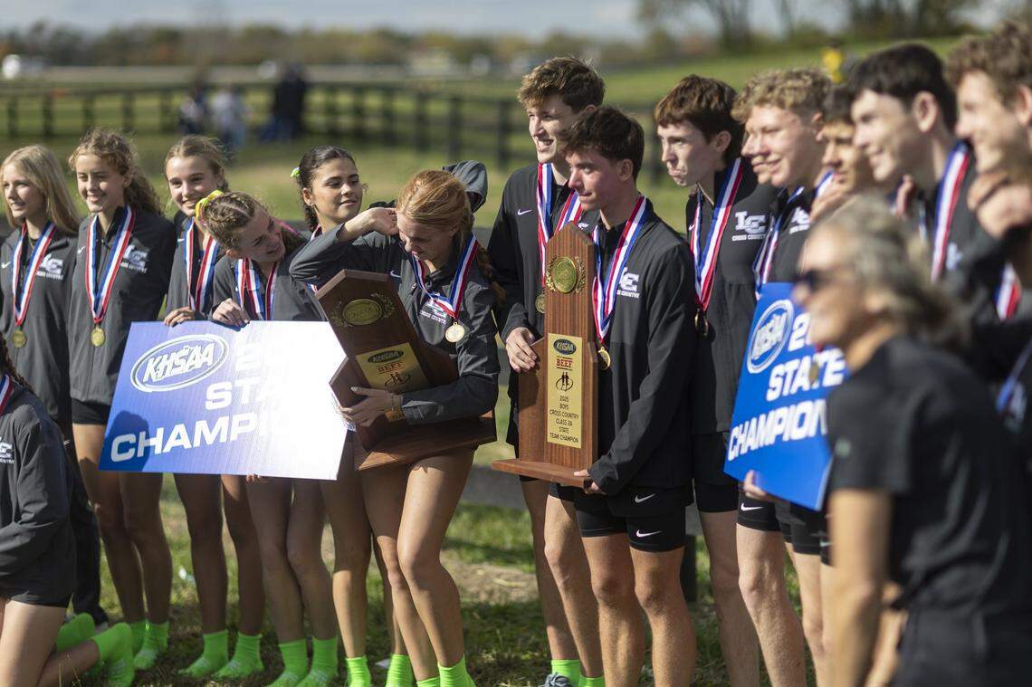 Lexington teams win four state cross country titles | Lexington Herald ...