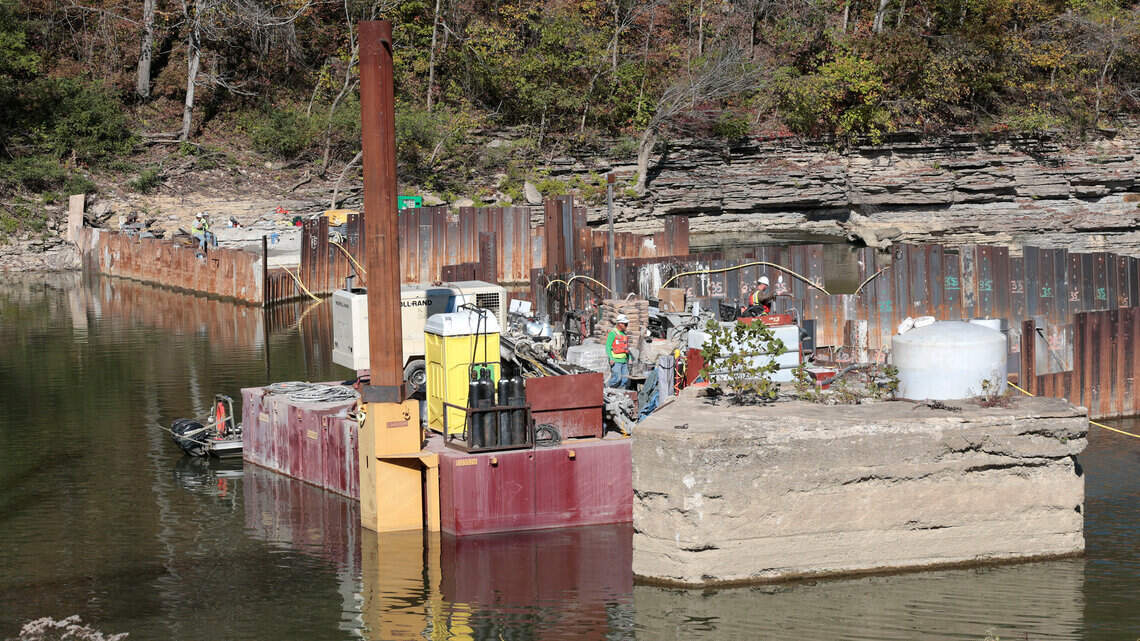 Replacement of Kentucky River's Dam 8 behind schedule but should be ...