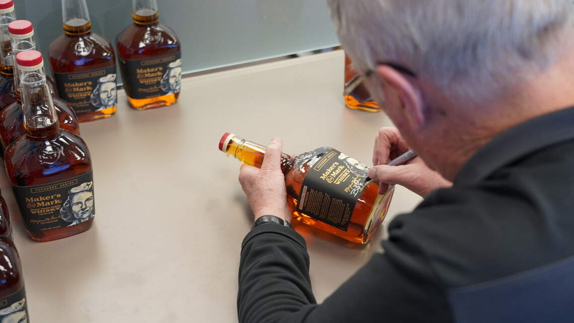 Maker’s Mark first woman on bourbon label: Margie Samuels | Lexington ...