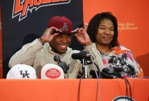 Thanks to CBS, Damien Harris finds a way to stay in football ...