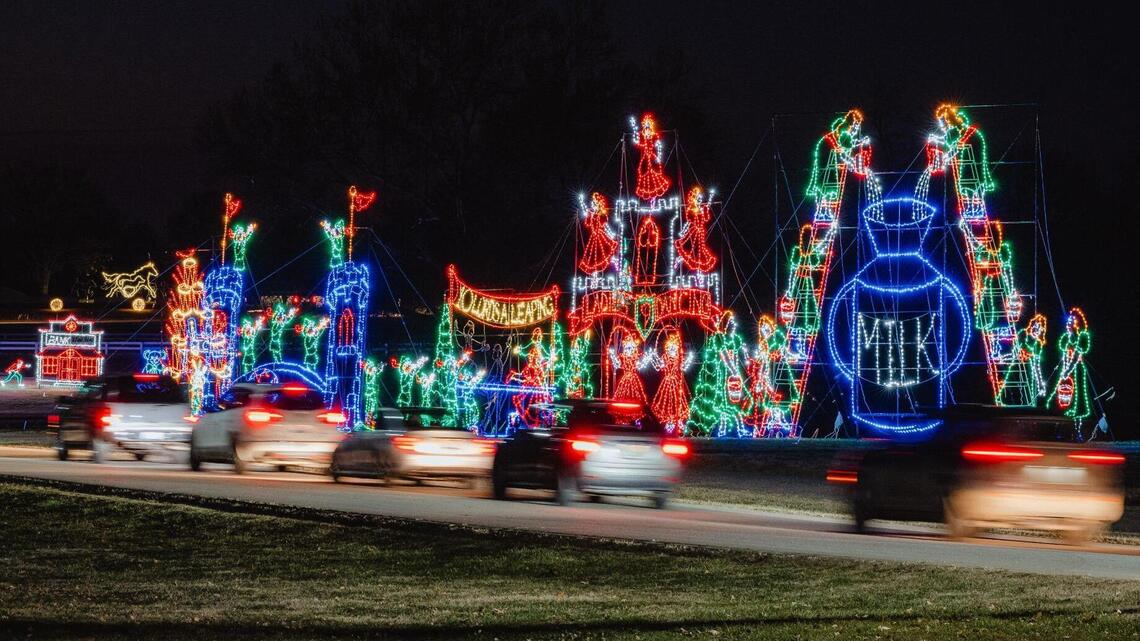 Tickets: Southern Lights Christmas lights drive thru display ...